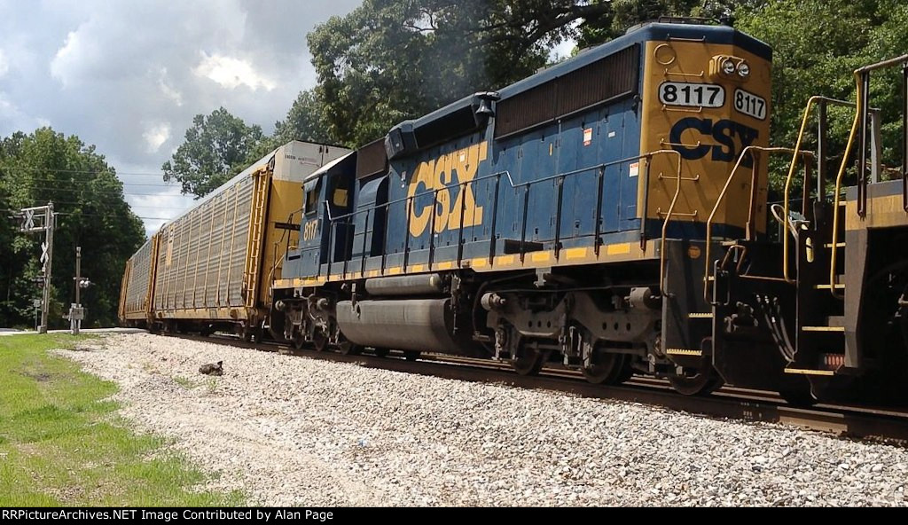 CSX SD40-2 8117